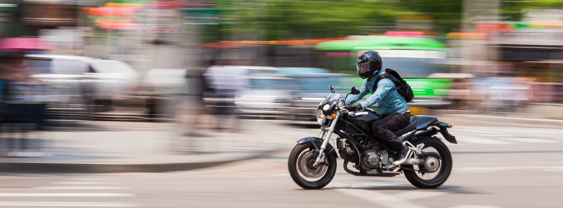 Create Motion Blur Using Panning - Caroline Maryan Photography