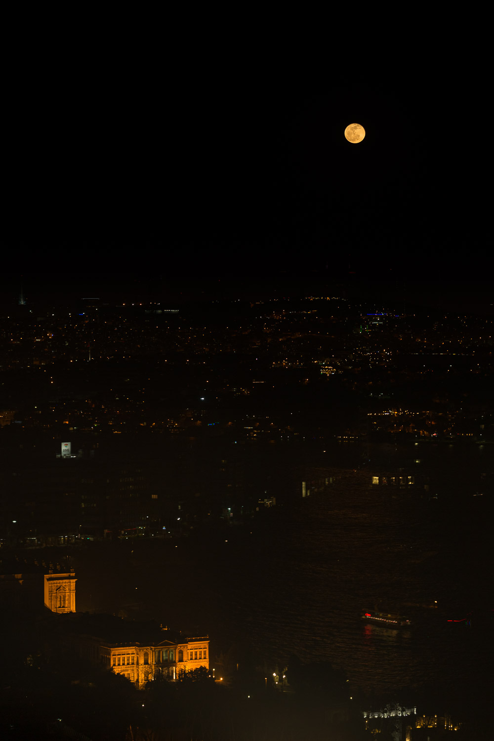 Great Moon Photo? Seven Quick Tips - Caroline Maryan Photography