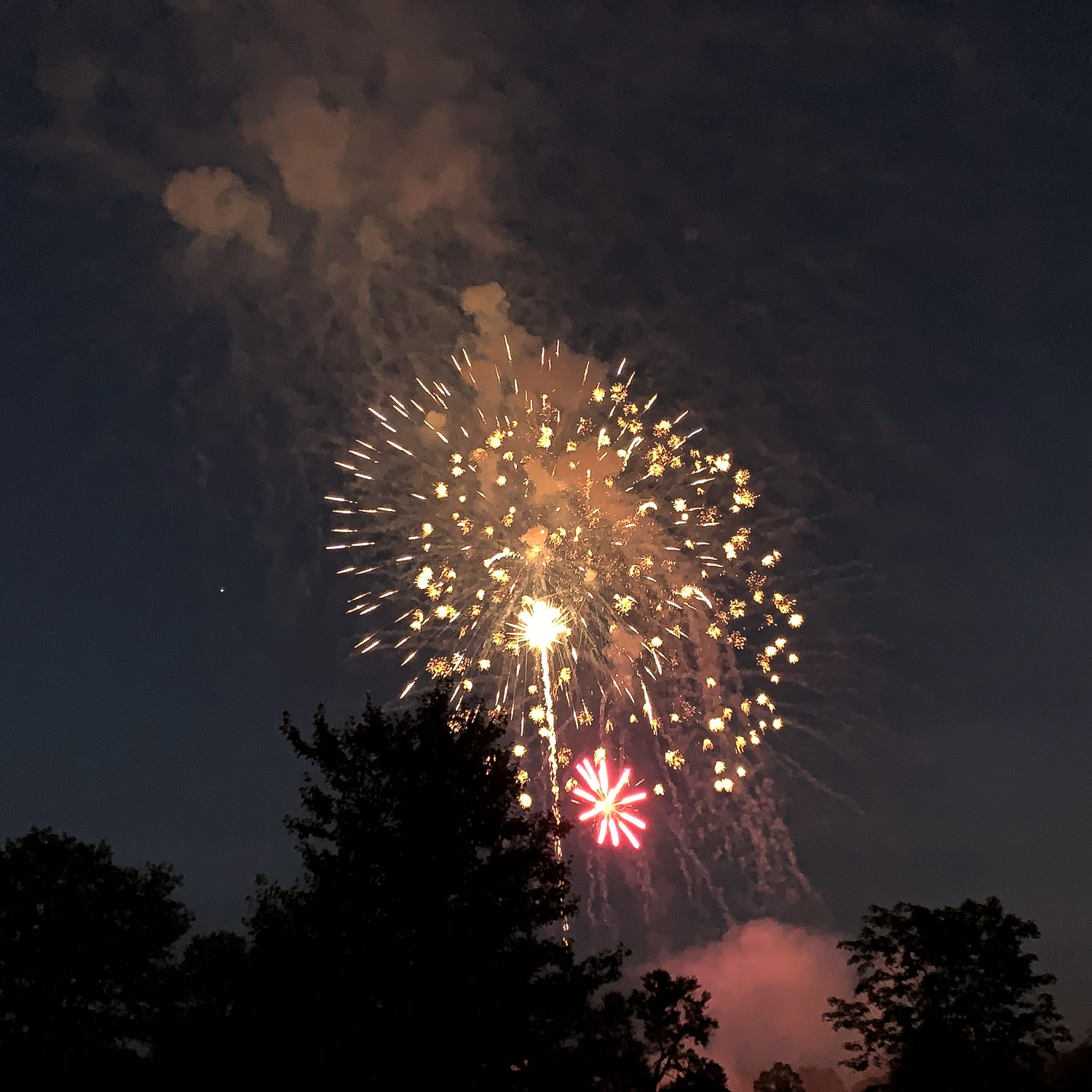 Fireworks Magic with Your iPhone - Caroline Maryan Photography
